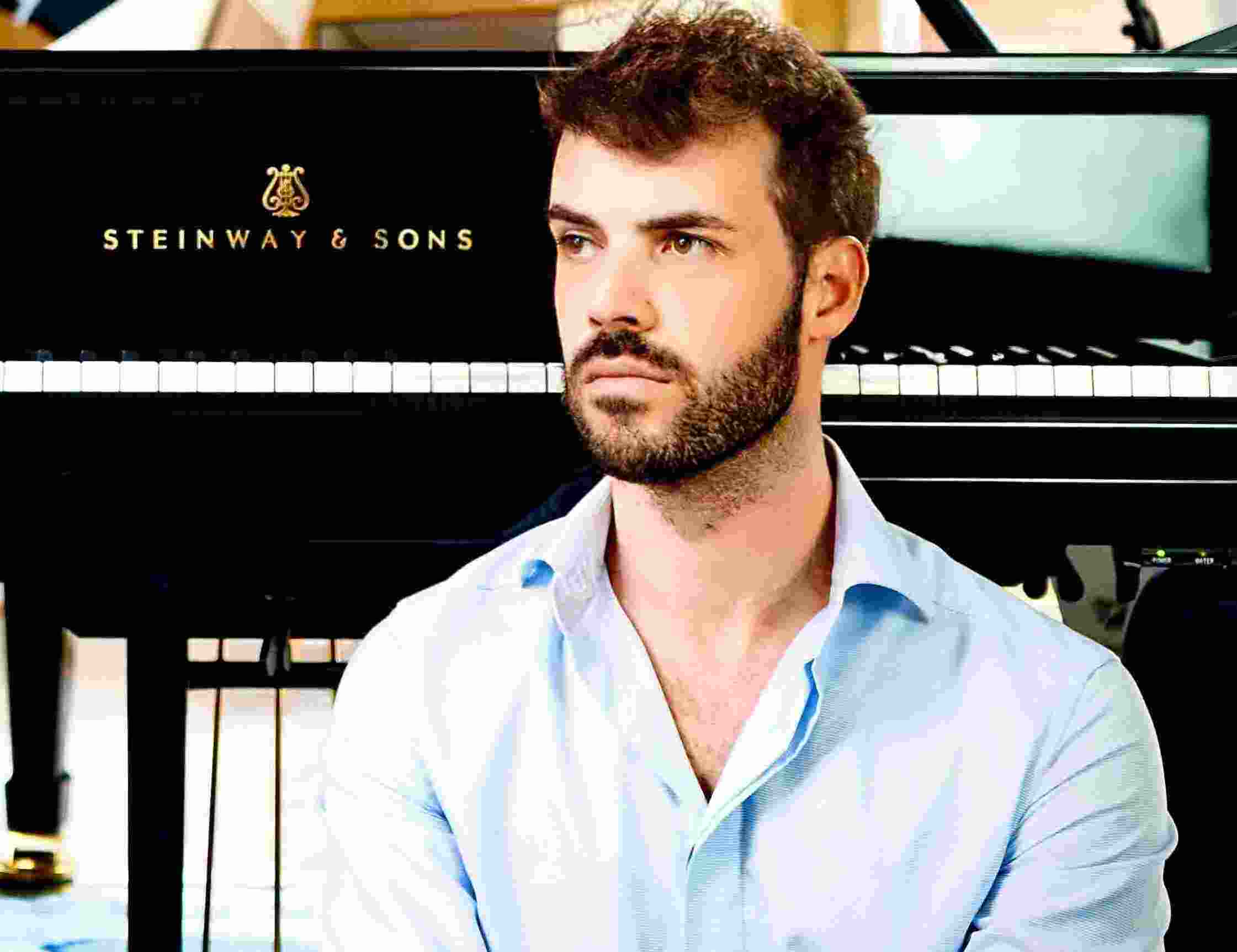 SEBASTIEN DUPUIS | The Piano Salon